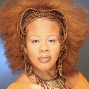 Lisa Mack – Menopause The Musical